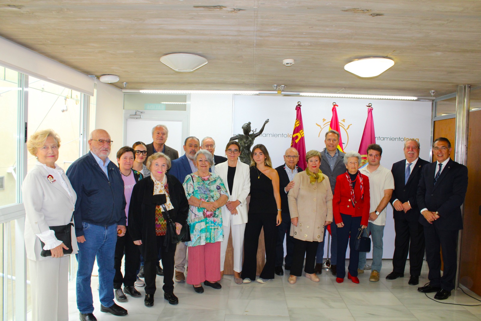 El Teatro Guerra completa su entrada con la escultura de ‘Terpsicore ...